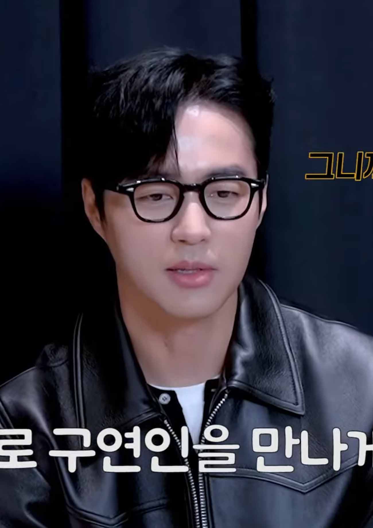 어크루 아이웨어 : Wear Inspired