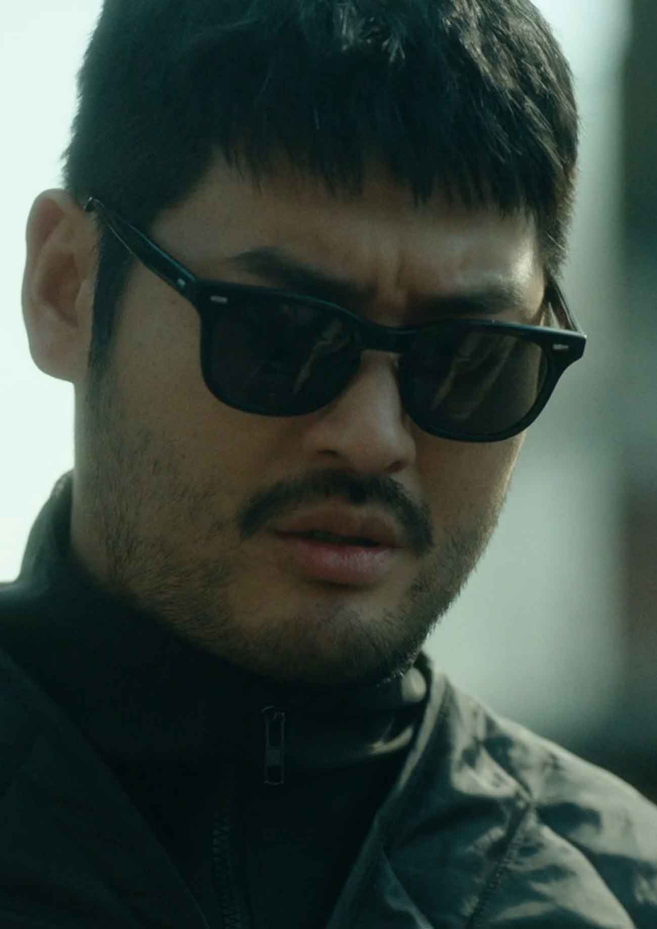 어크루 아이웨어 : Wear Inspired